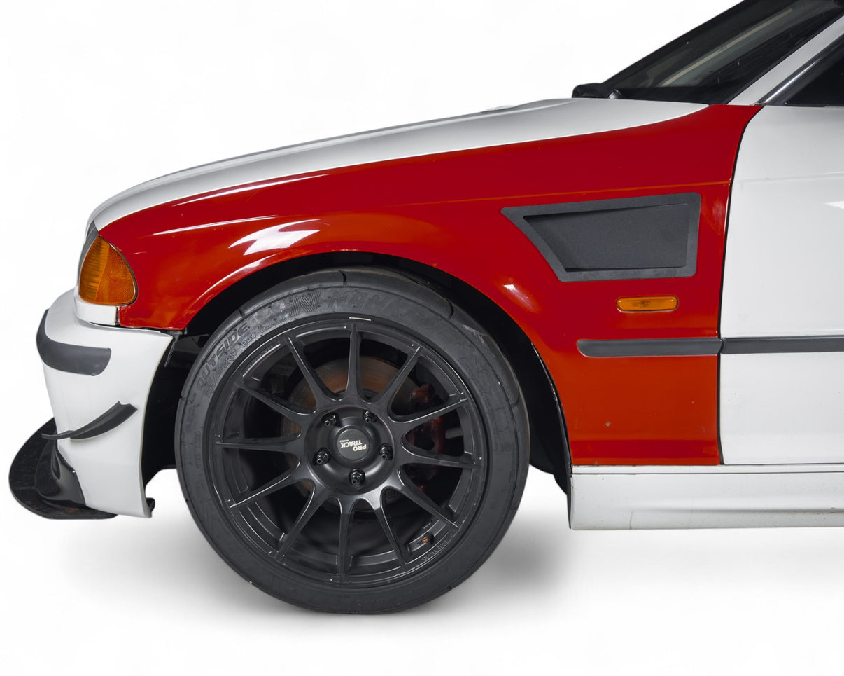 BMW E46 Fender Vents – ST Trackparts