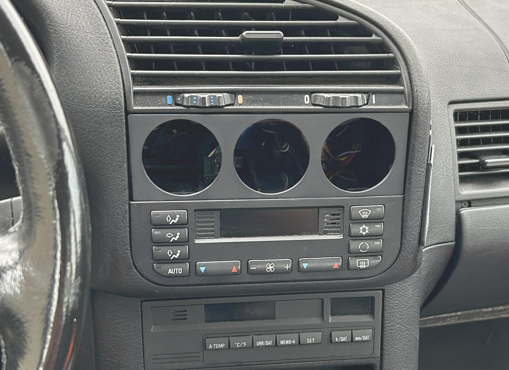 BMW E36 Gauge mount Radio – ST Trackparts